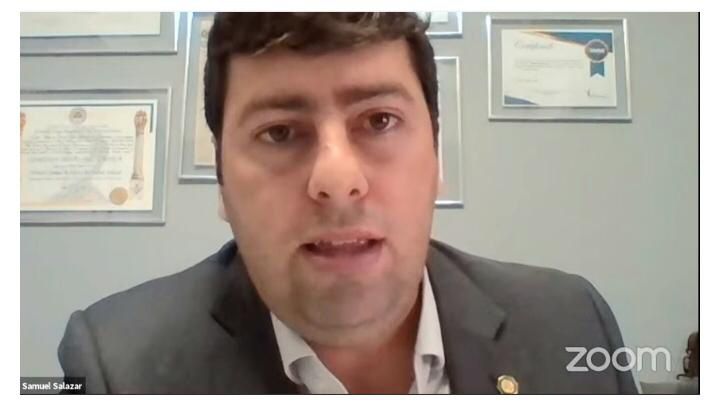 Projeto de Samuel Salazar prevê retirada de orelhões quebrados das ruas ...