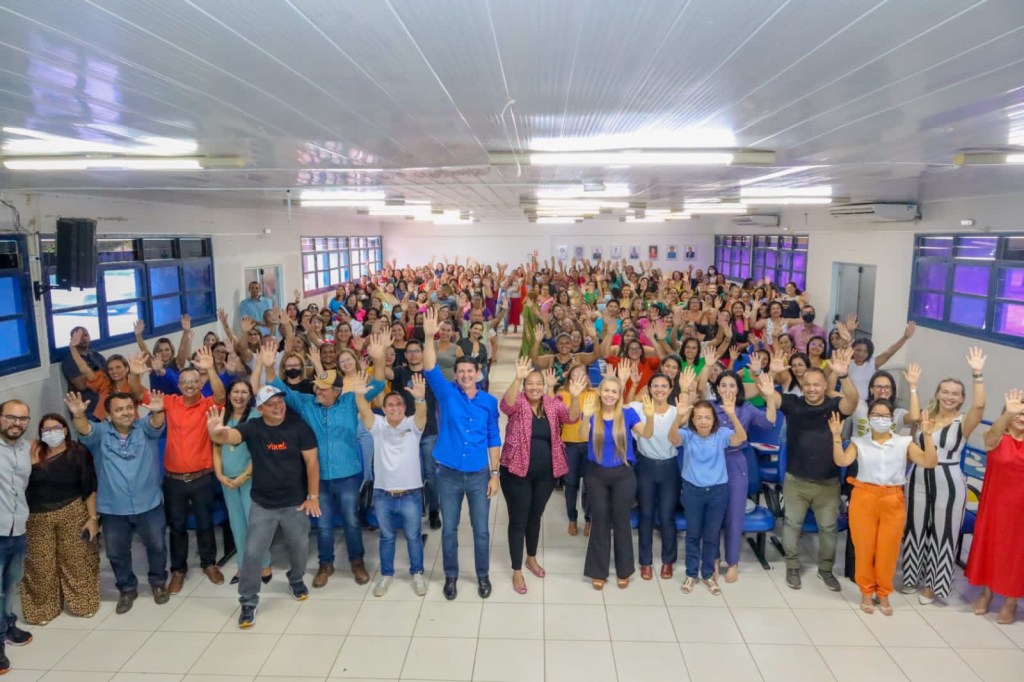 Simão Durando celebra índices elevados da educação de Petrolina ...