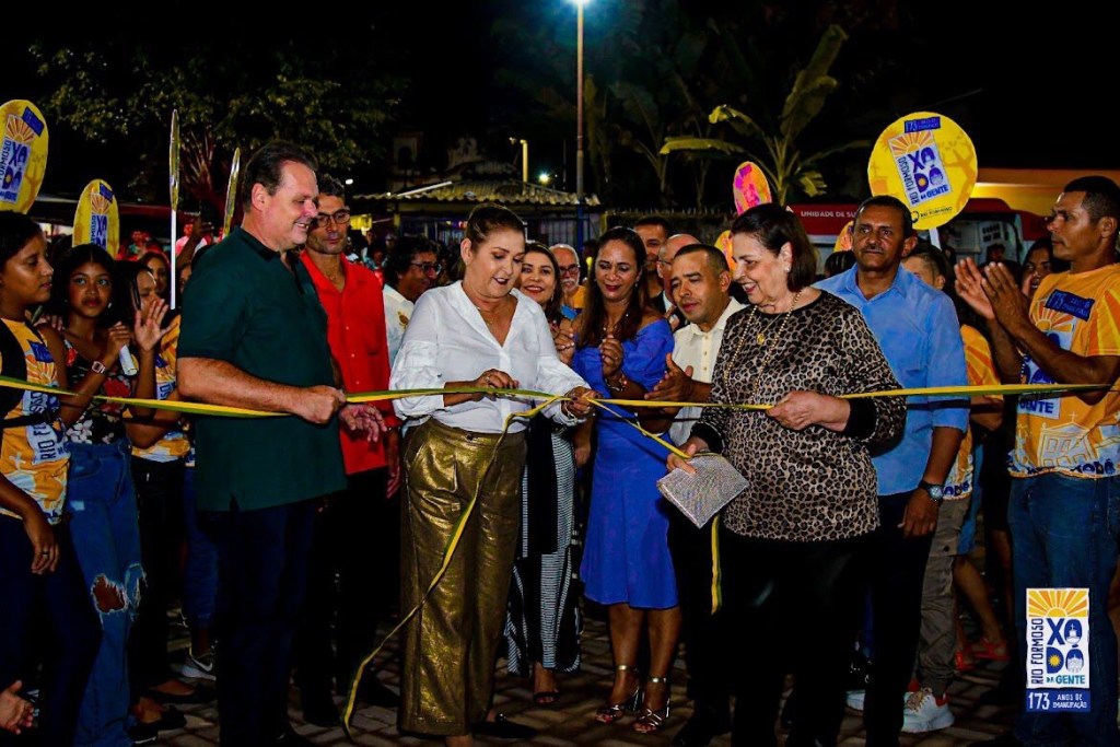 Prefeita Isabel Hacker inaugura o Centro de Eventos de Rio Formoso ...