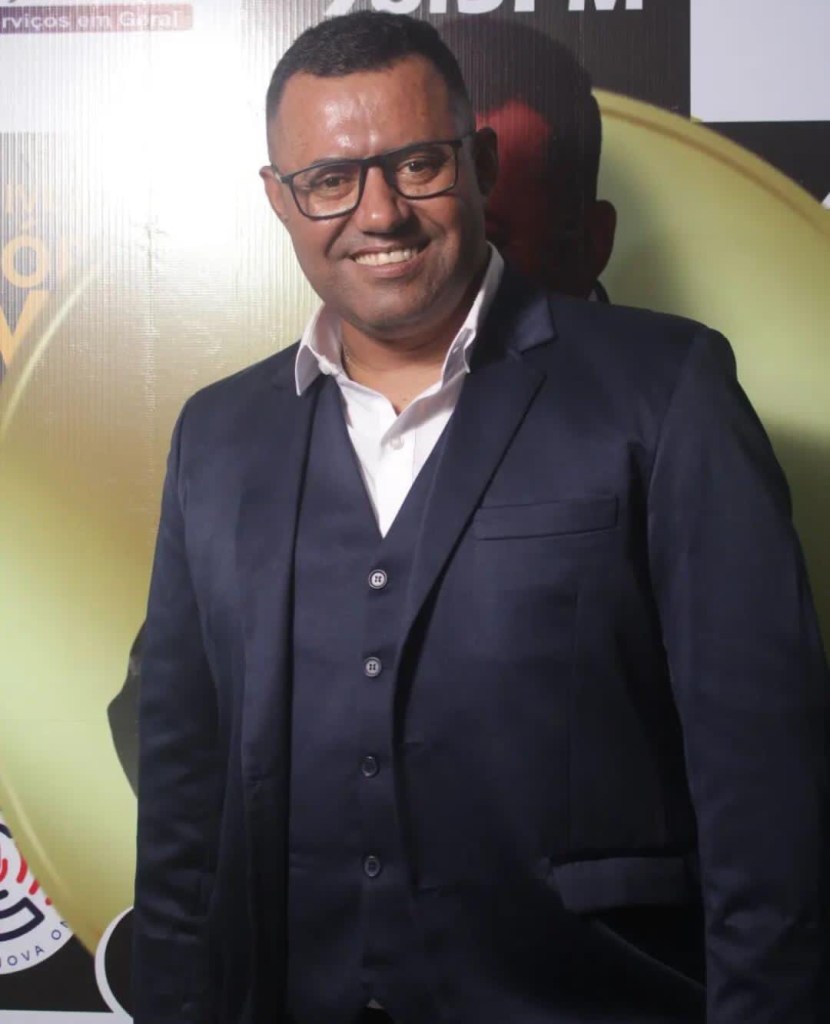 Camaragibe: Jonas Silva tem novo programa na rádio Camará - FalaPE